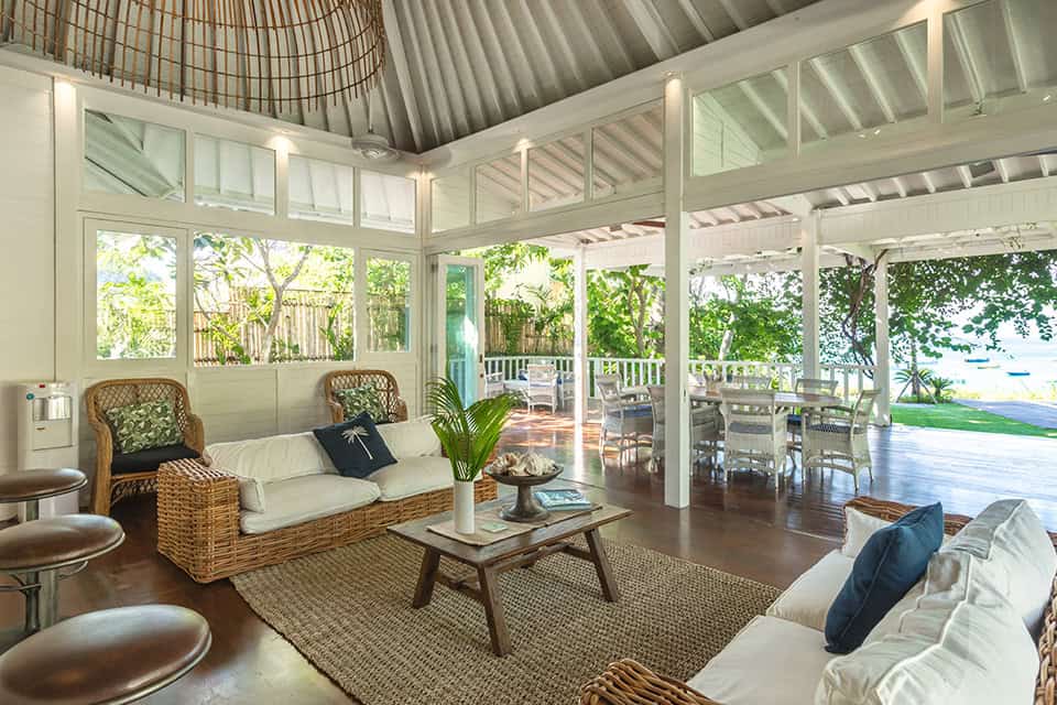 JIPSI BEACH HOUSE - Ultimate Bali Escapes